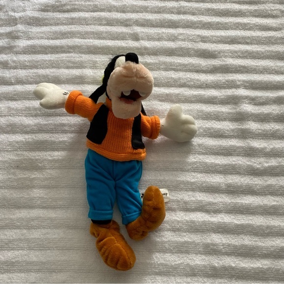 Disney | Toys | Walt Disney Goofy Bean Bag Stuffed Animal Plush New ...